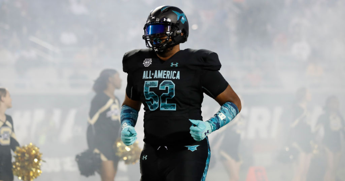 Report: Former Kentucky offensive lineman RJ Adams commits to Georgia Tech - On3