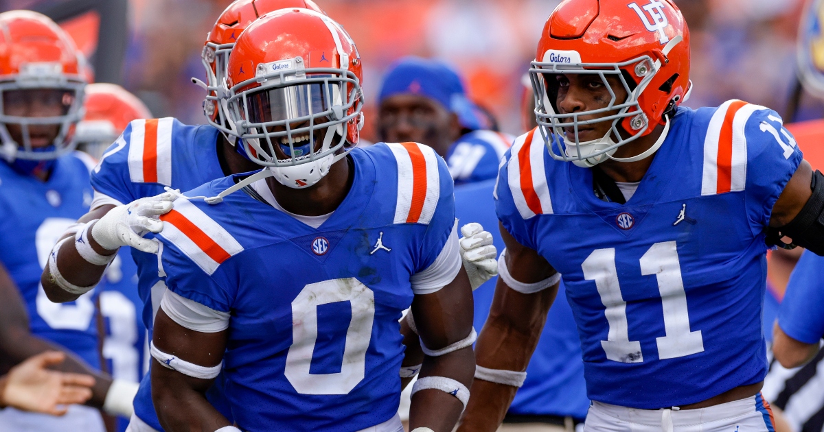 WATCH: Florida Gator star Trey Dean gives his mother a Jeep for Mother ...