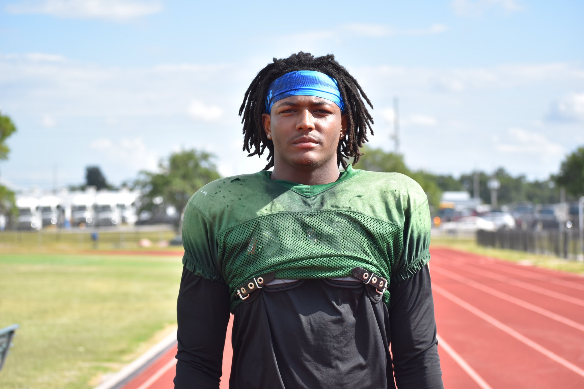 Four-star EDGE Malik Bryant talks top contenders as commitment date ...