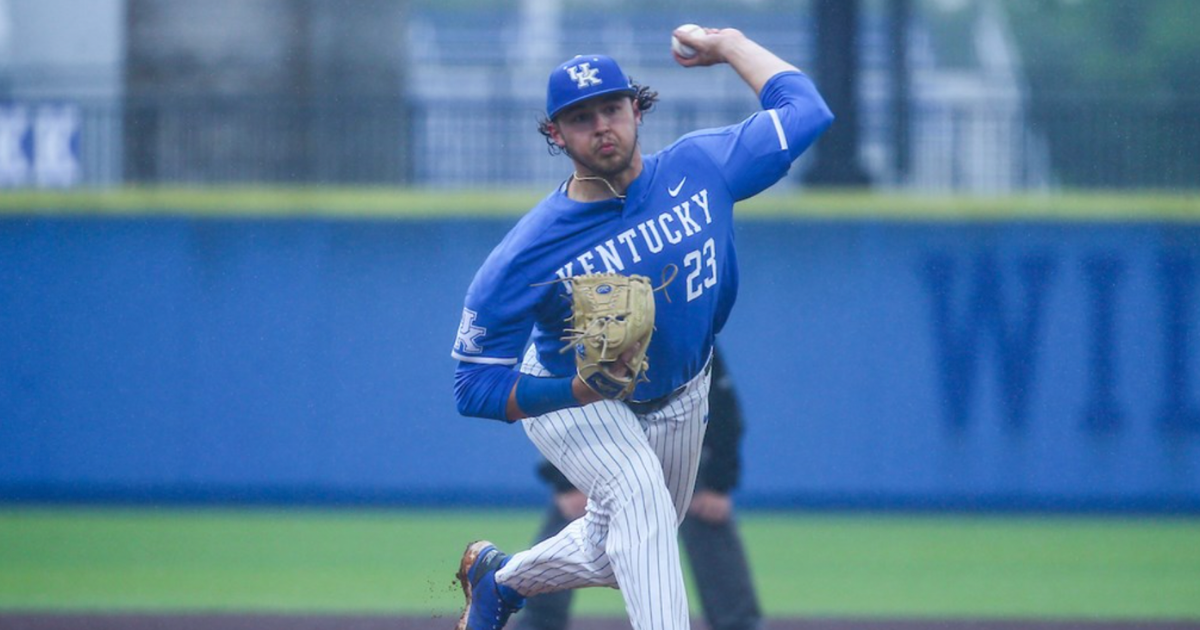 Chase Estep powers mid week blowout for the Bat 'Cats