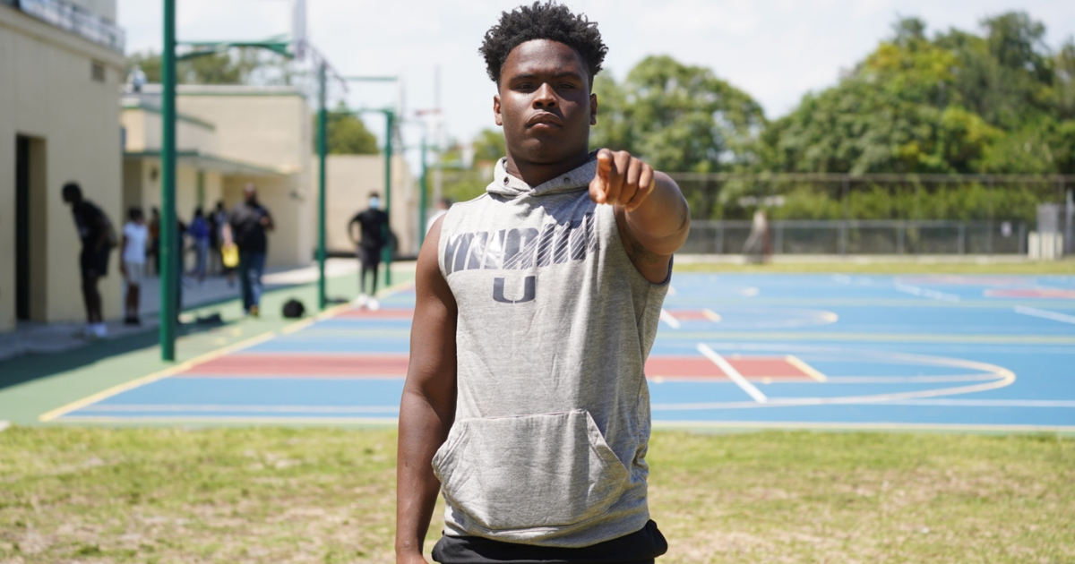 Teams remain in pursuit of On300 Miami commit Robby Washington - On3