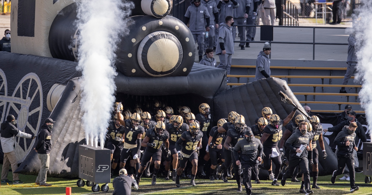 2023 ATH Owen Davis commits to Purdue - On3