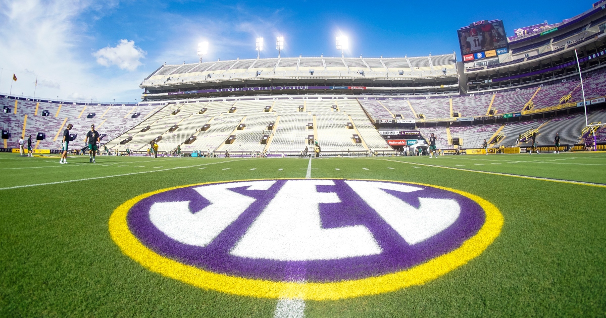 Brian Kelly assesses state of LSU football facilities - On3