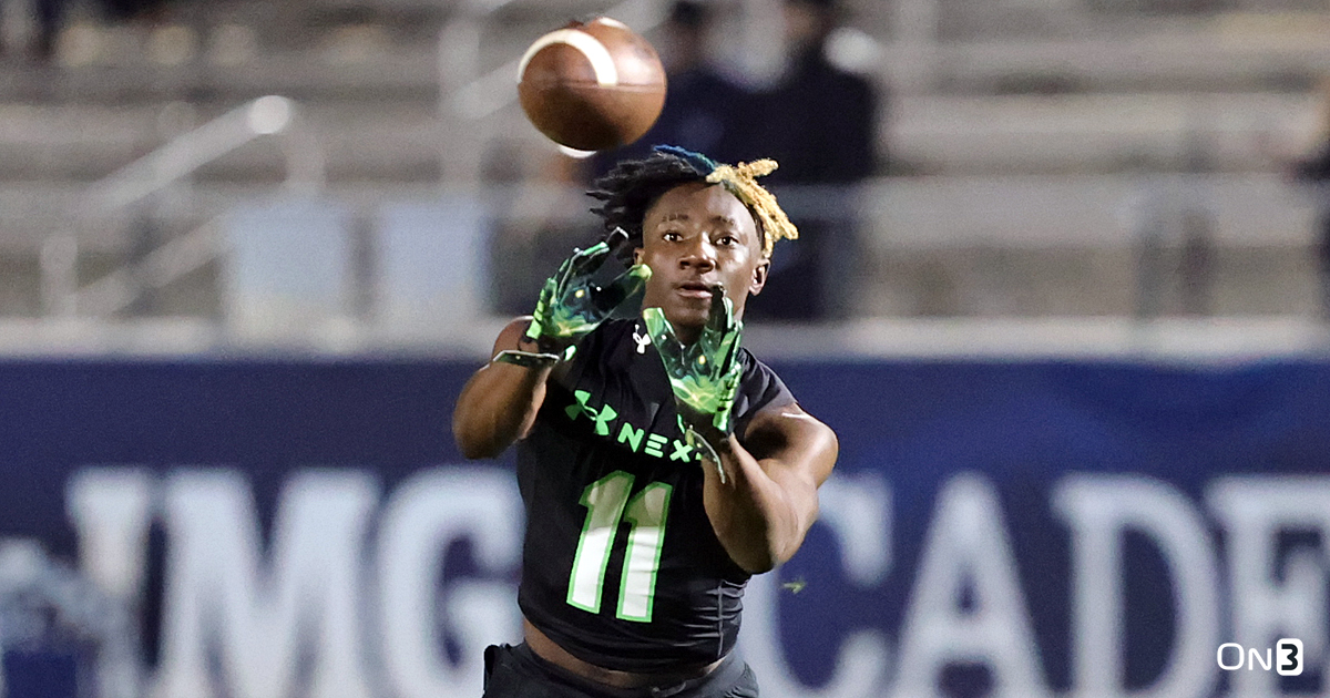 WATCH: Georgia CB commit Ellis Robinson IV makes diving INT