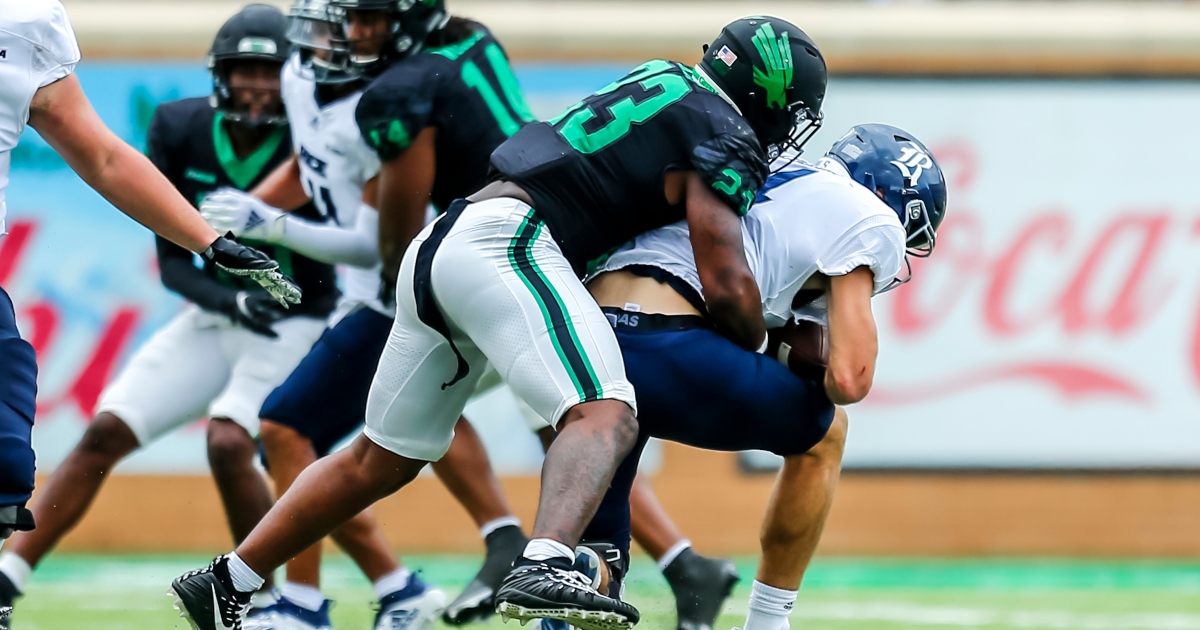 Report: KD Davis withdraws name from transfer portal, will stay at ...