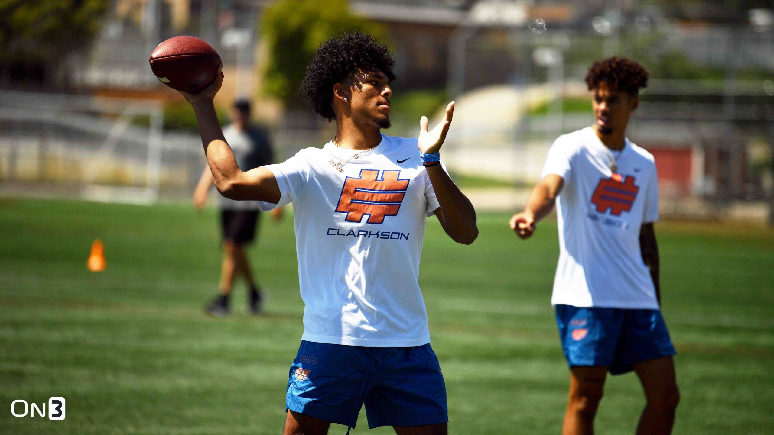 WATCH: Pierce Clarkson, Louisville 4-star QB commit, throws long ...