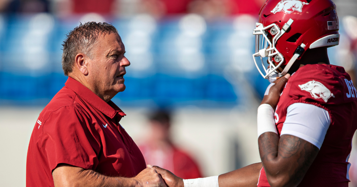 Sam Pittman reveals best leaders on offense, defense - On3