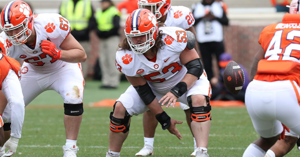 Clemson football: Center Ryan Linthicum made strides this spring