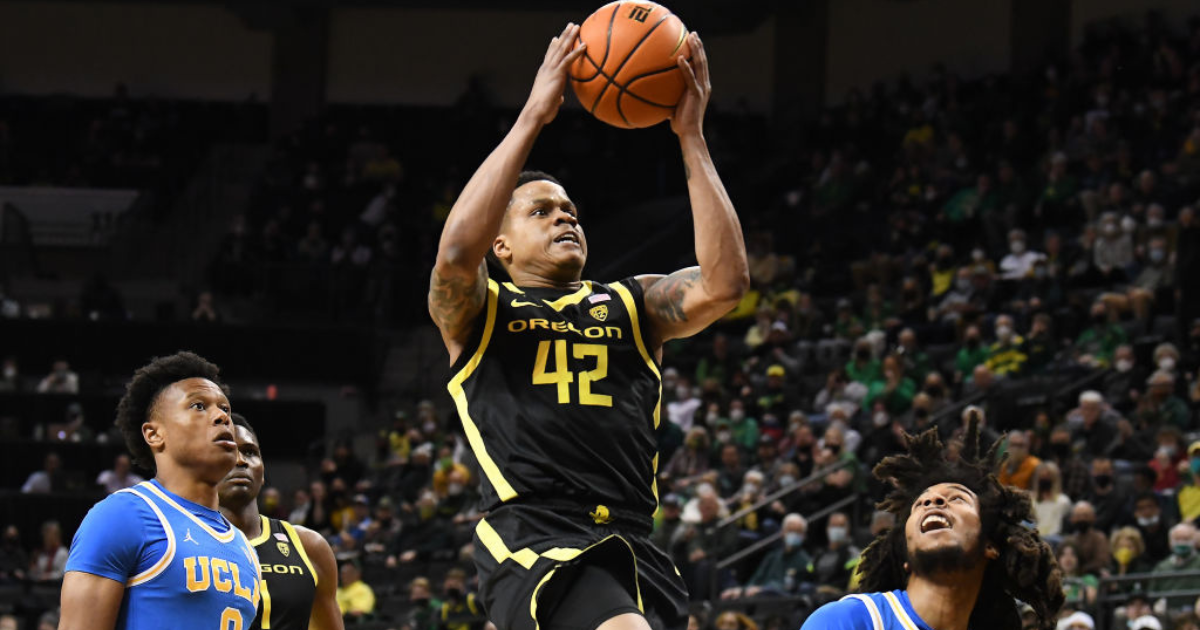 Oregon alumni team Always Us wins in dramatic fashion to open play at ...