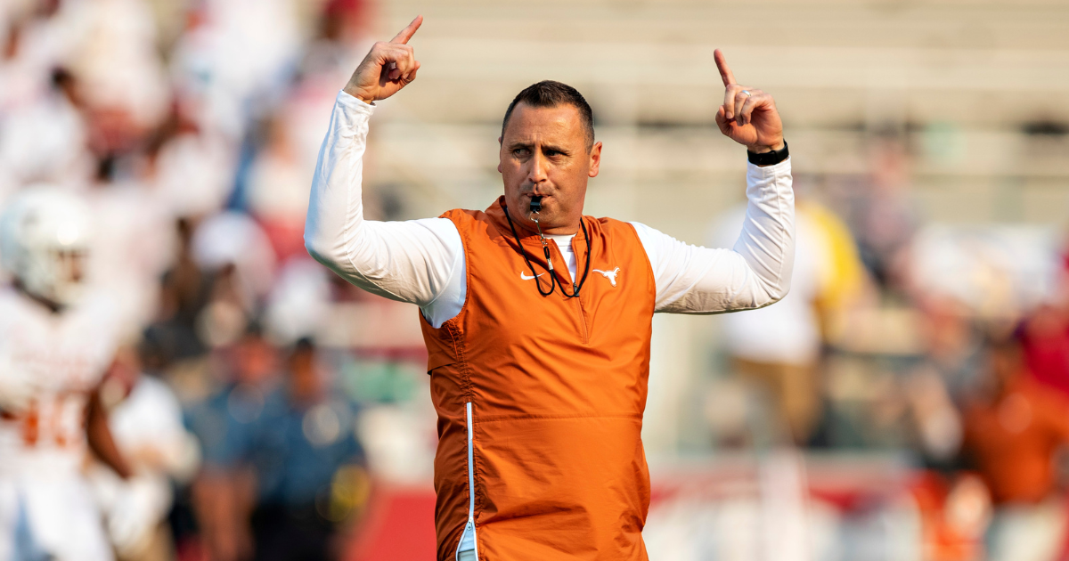 Steve Sarkisian raves about Texas quarterback room in the midst of ...