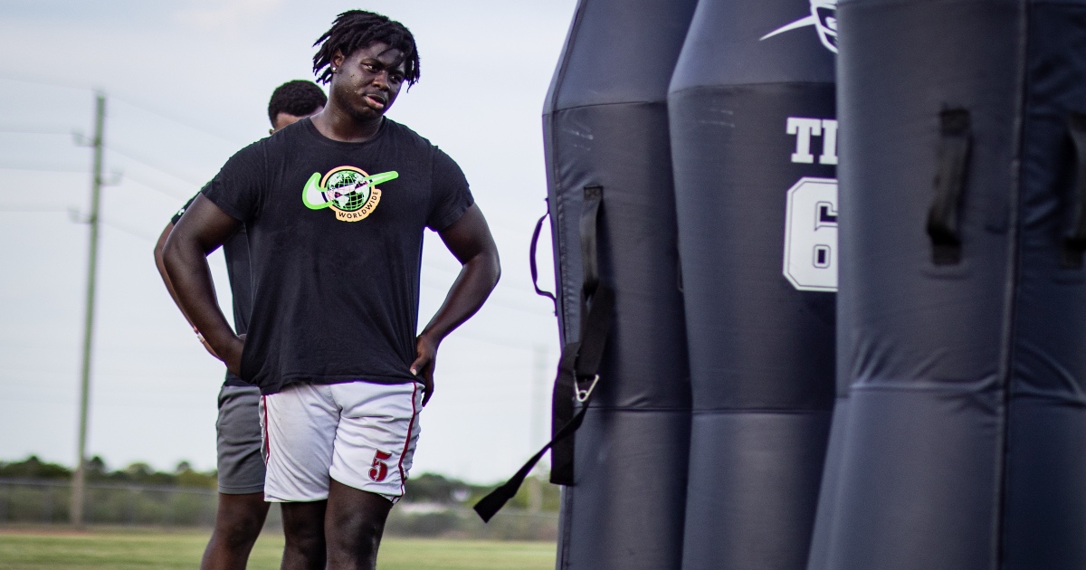 Five-star DL David Hicks set to return to Texas A&M - On3