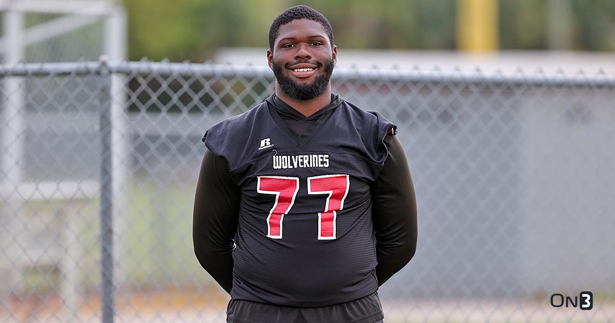 Simmons Scoop: Georgia has slight lead with On3 top-30 DL Jordan Hall - On3