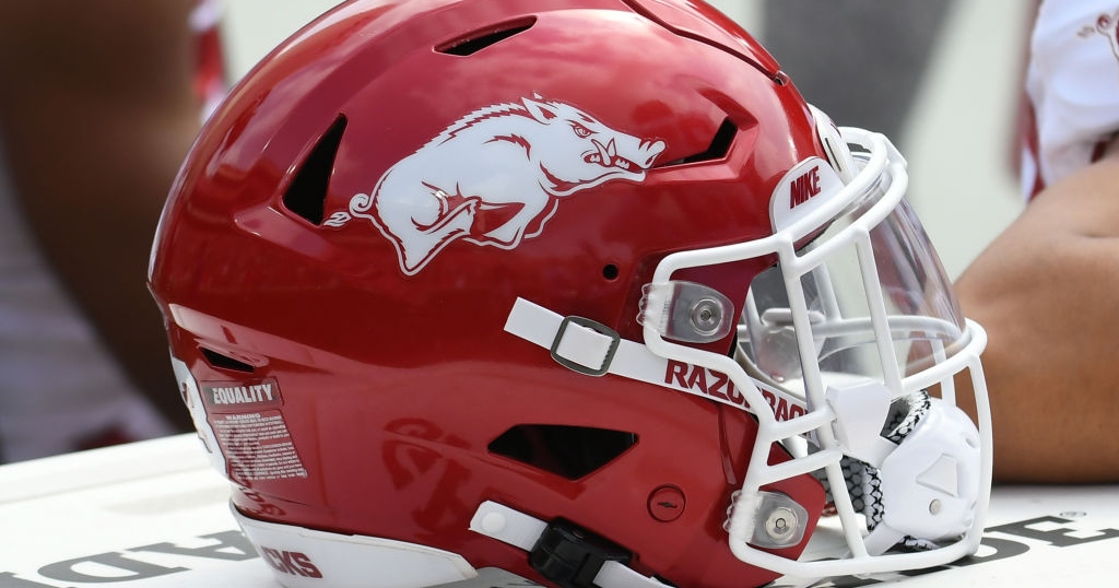 Arkansas freshman tight end Dax Courtney medically retires early from ... Arkansas freshman tight end Dax Courtney medically retires early from ...
