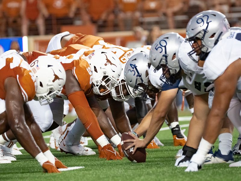 Pete Kwiatkowski aware of needed progress from the Texas defense - On3 Pete Kwiatkowski aware of needed progress from the Texas defense - On3