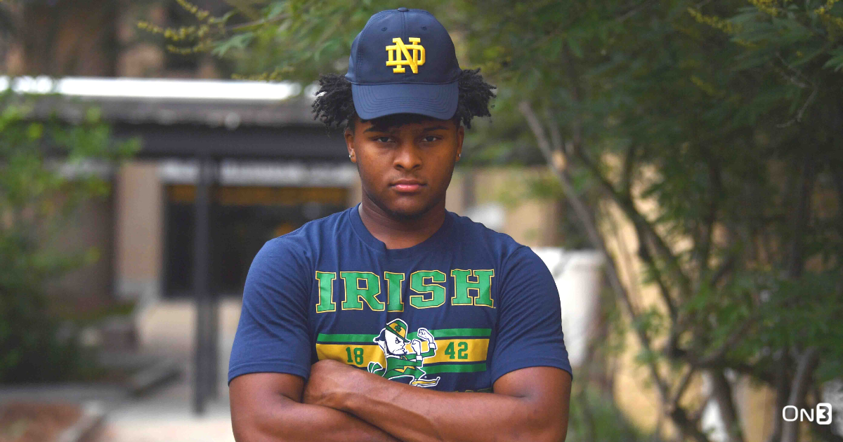 Four-star LB Jaiden Ausberry commits to Notre Dame football