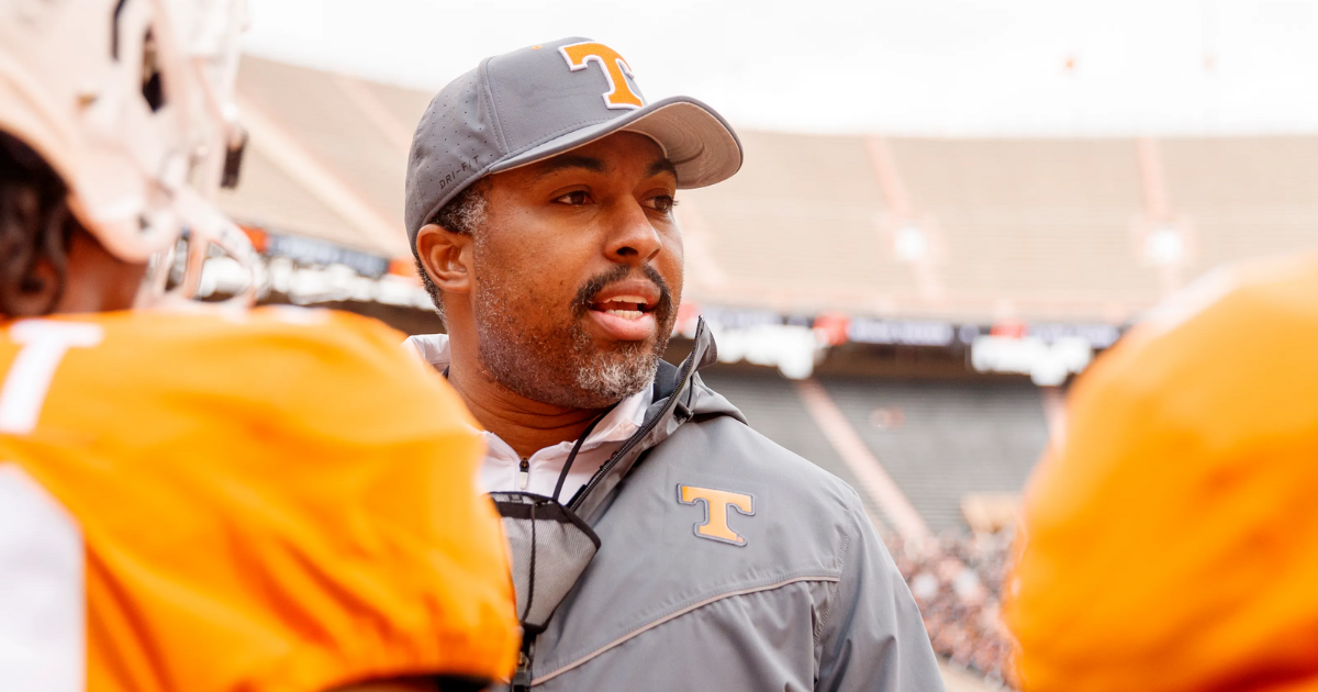Tennessee running backs coach Jerry Mack likes competition