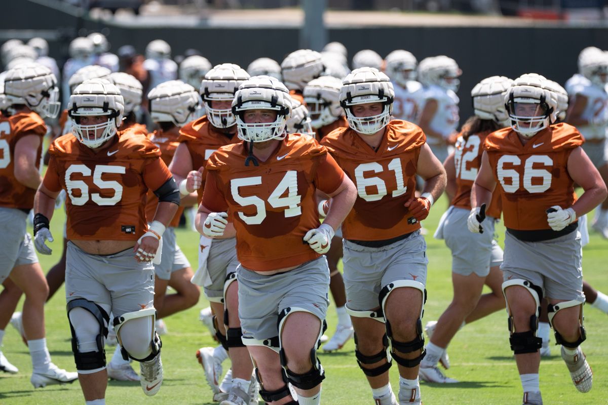 Texas Football: Are the freshmen O-linemen 'tough, smart, and ...