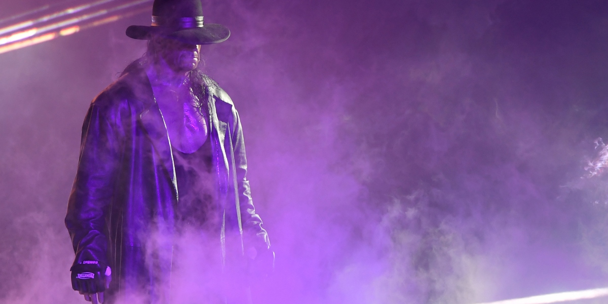 WATCH: Undertaker makes an appearance at Texas practice - On3