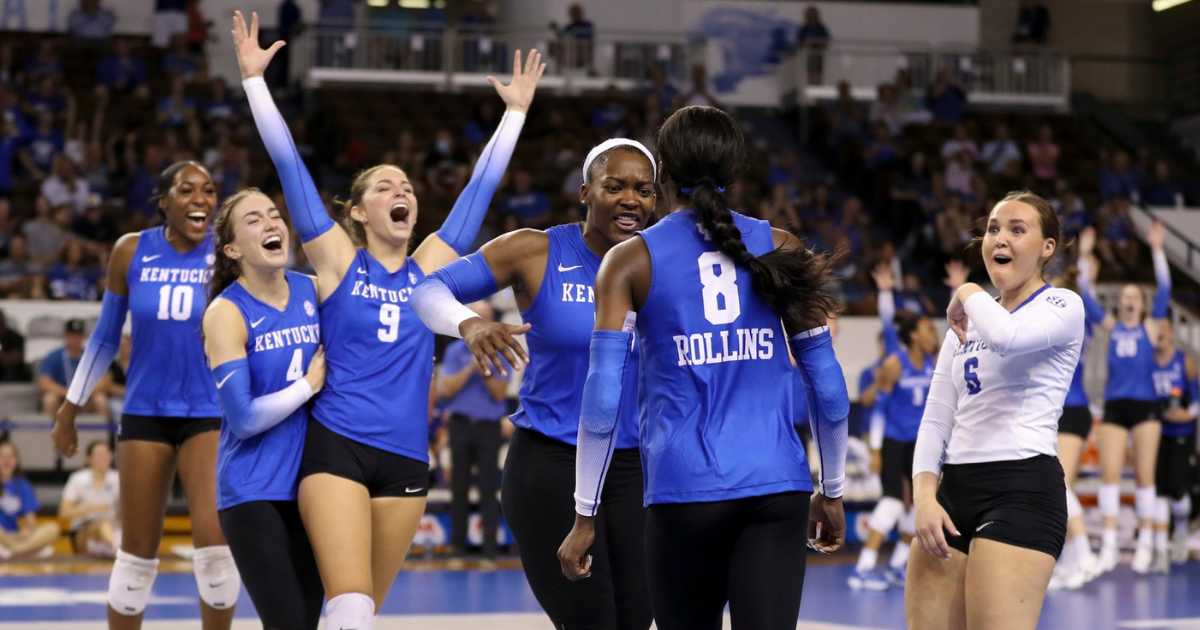 KSR Today: Top 15 Matchup between the Cats vs. Cards on ESPN - On3