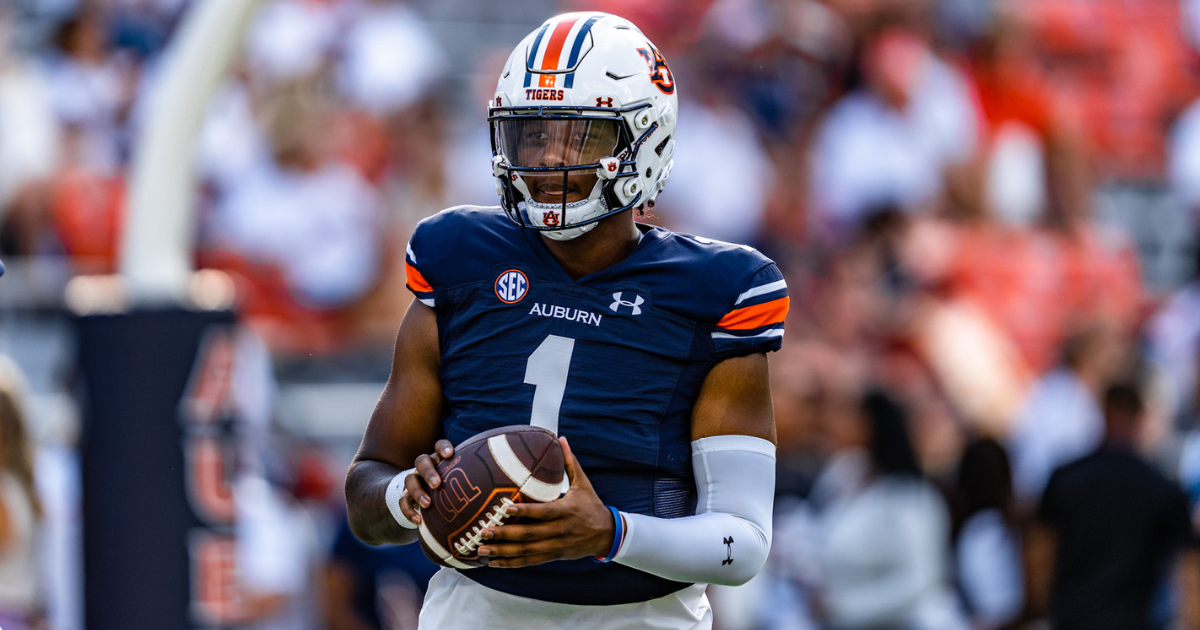 Auburn quarterback TJ Finley plans to enter NCAA transfer portal - On3