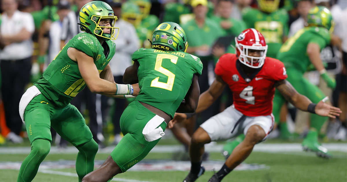 Dan Lanning discusses opportunity for young Oregon running backs