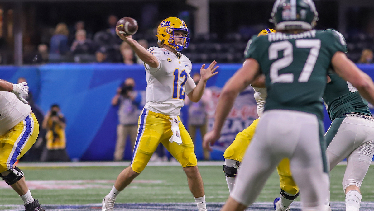 Pitt backup quarterback Nick Patti leaves game against Tennessee with ...