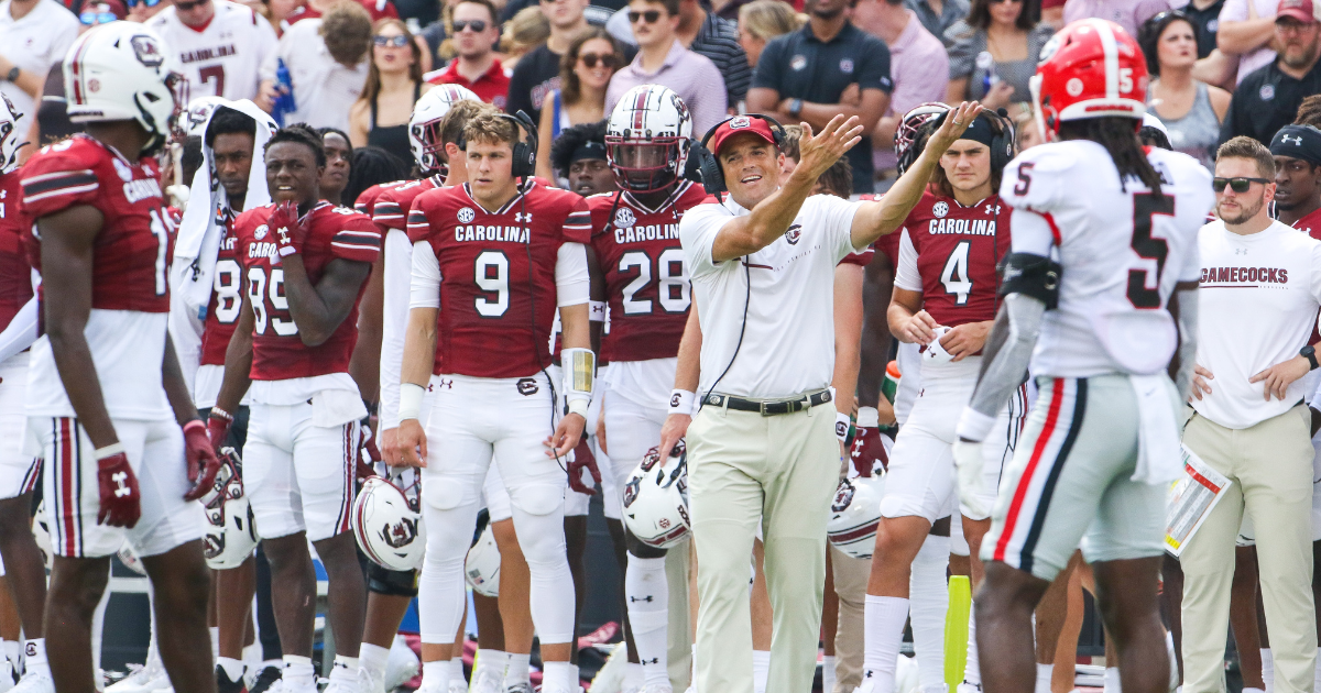 South Carolina HC Shane Beamer apologizes for Title IX incident