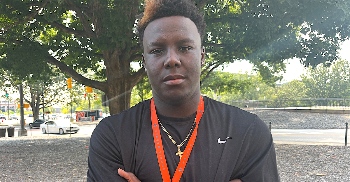 Big offensive lineman Gernorris Wilson commits to Auburn