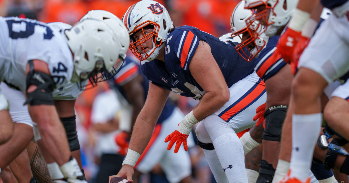 Auburn C Tate Johnson out 6-8 weeks minimum after elbow injury