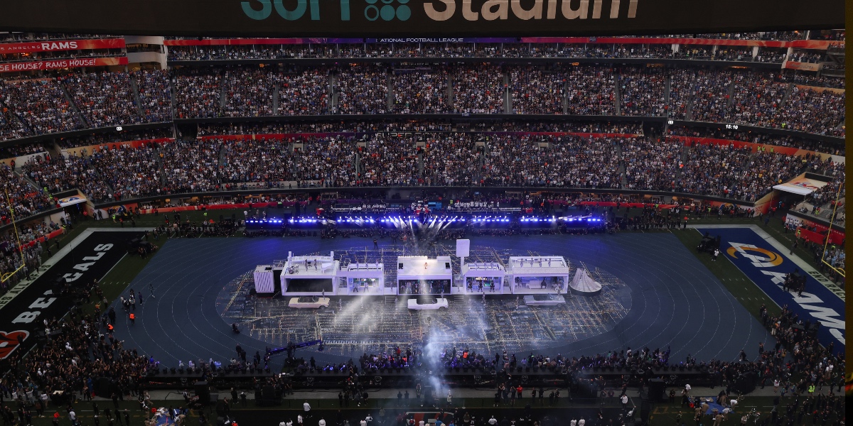 NFL announces Rihanna as 2023 Super Bowl halftime show headliner - On3