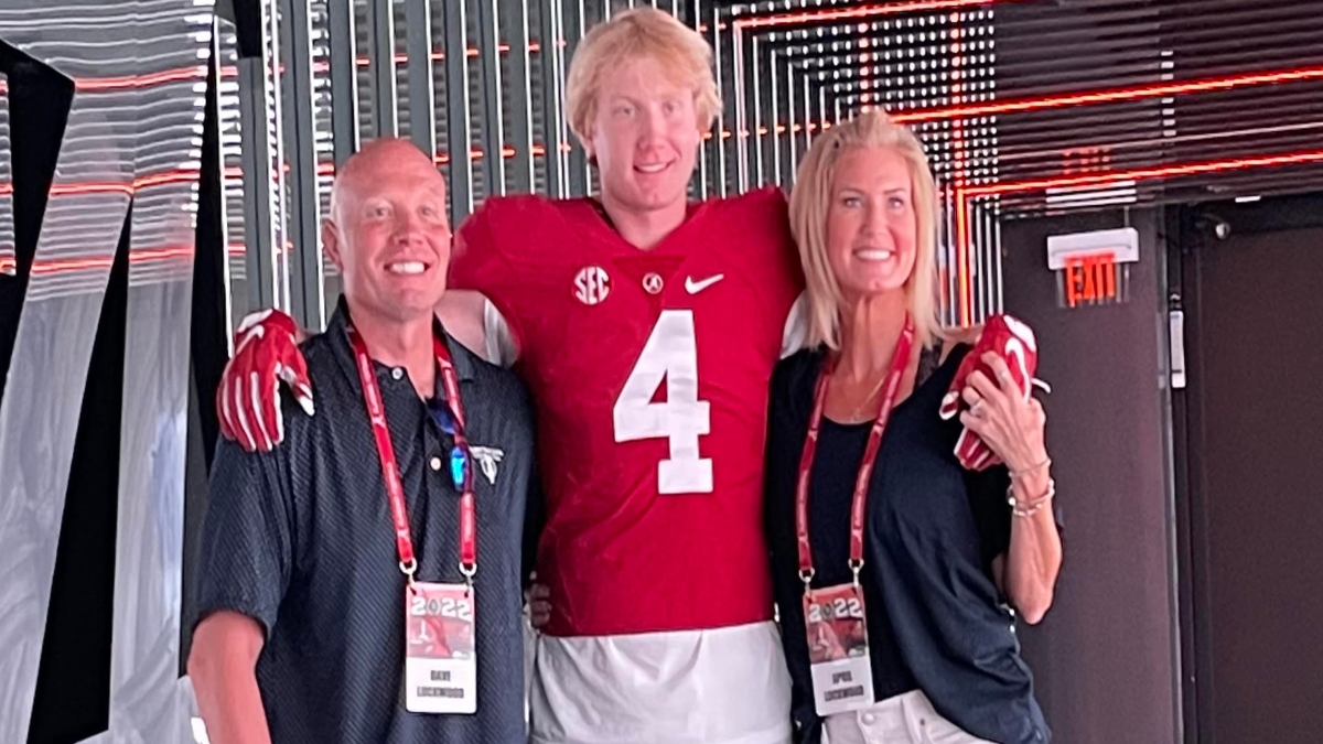 The Gold Standard of College Football: Alabama commitment's father goes ...