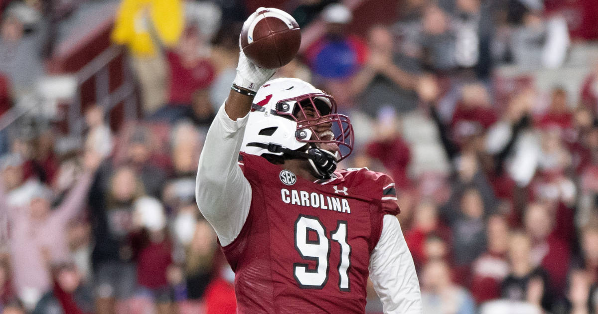 Shane Beamer explains decision to use DL Tonka Hemingway on two-point ...