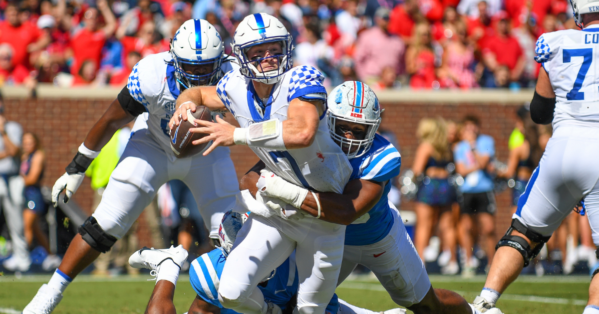 Kentucky football drops 6 spots to No. 13 in Week 6 AP Poll