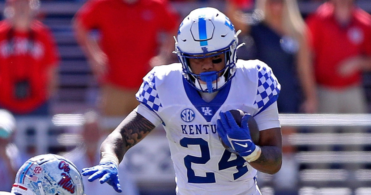 Mark Stoops assesses Chris Rodriguez's performance in season debut - On3 Mark Stoops assesses Chris Rodriguez's performance in season debut - On3