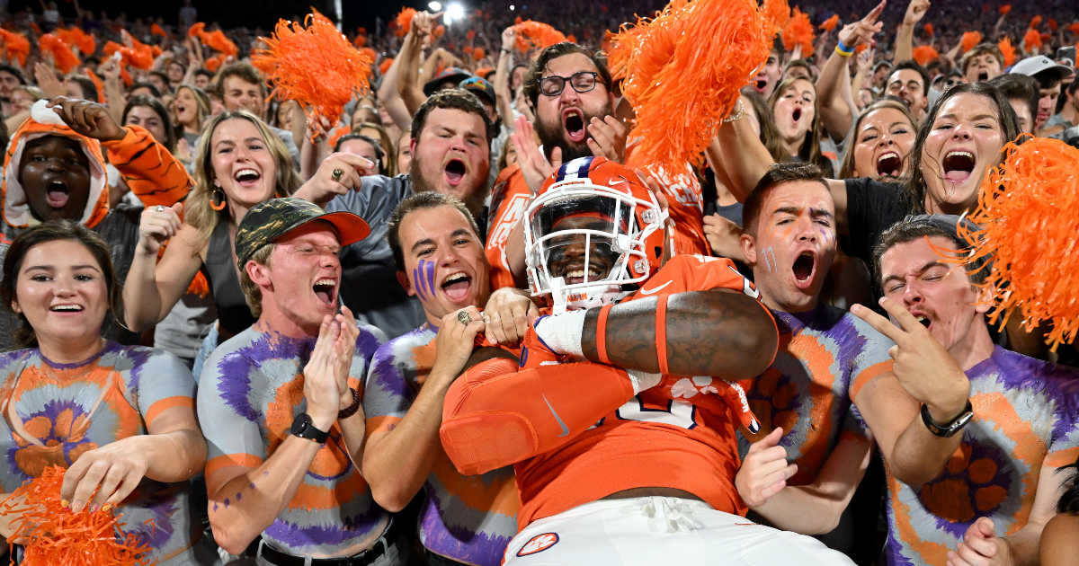 South Carolina coach Shane Beamer admits crowd noise at Clemson will be ...