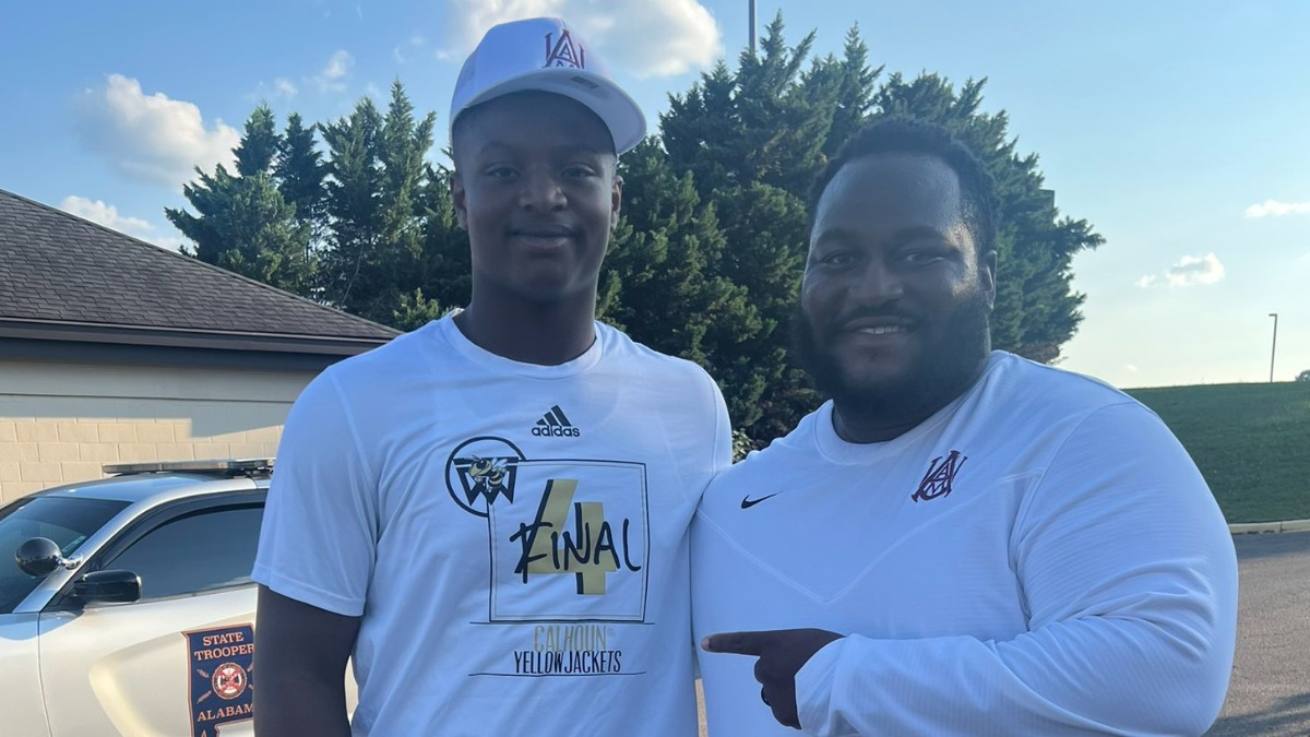 Winston “loved it” at Ole Miss for Kentucky