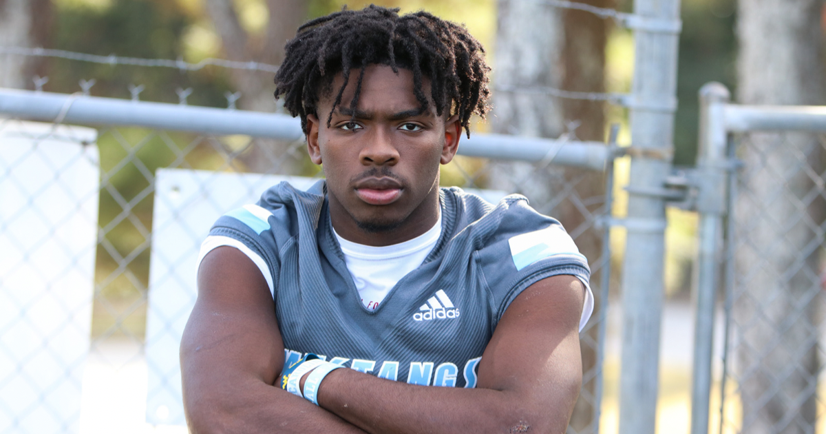 Georgia making run at West Virginia RB commit Jordan Louie