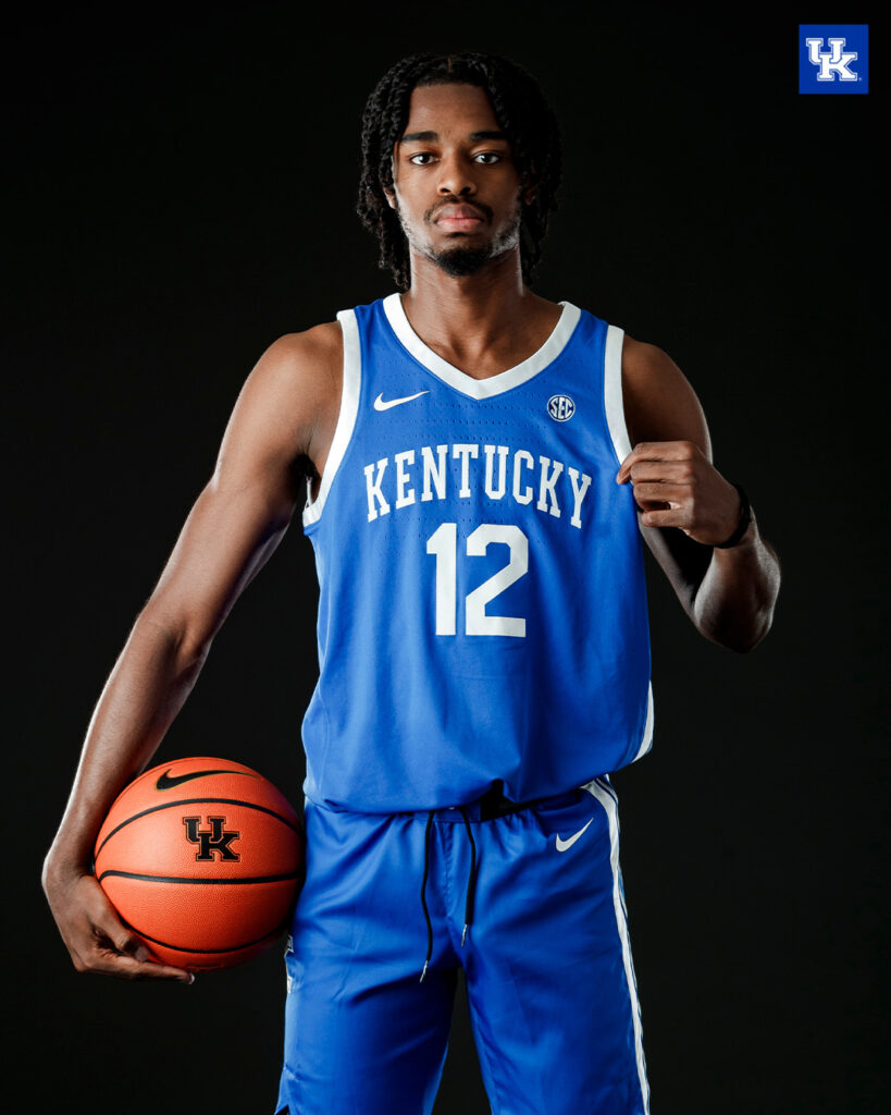 LOOK: Kentucky Basketball unveils new away uniforms - On3