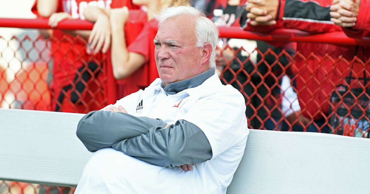 Mark Whipple compares relationship with quarterbacks vs wife