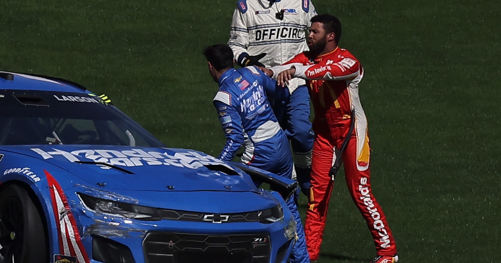 WATCH: Bubba Wallace gets physical with Kyle Larson after NASCAR wreck - On3