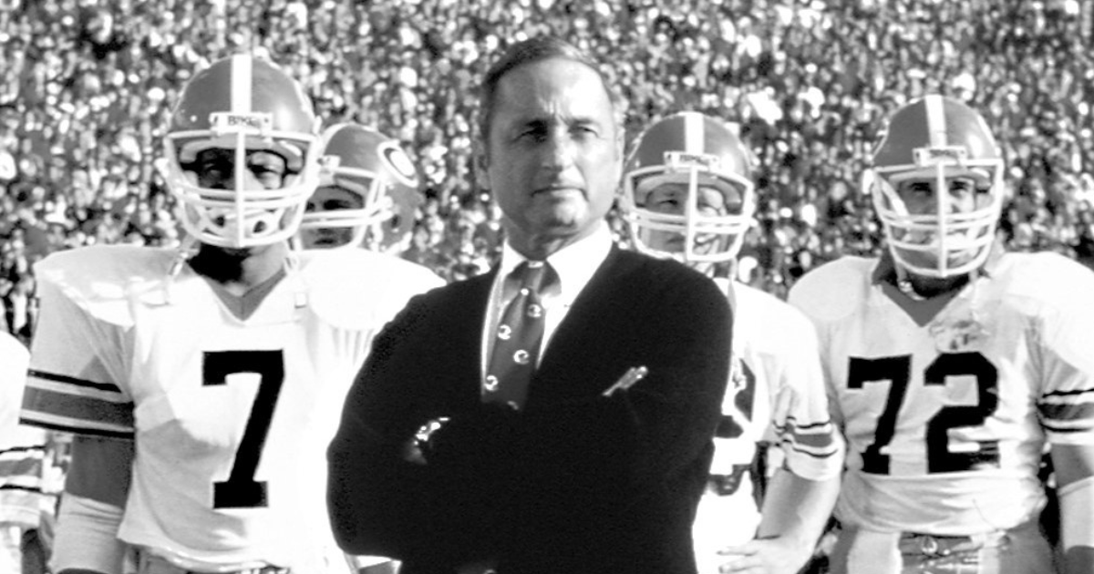 Daily briefing: Remembering Hall of Fame coach Vince Dooley