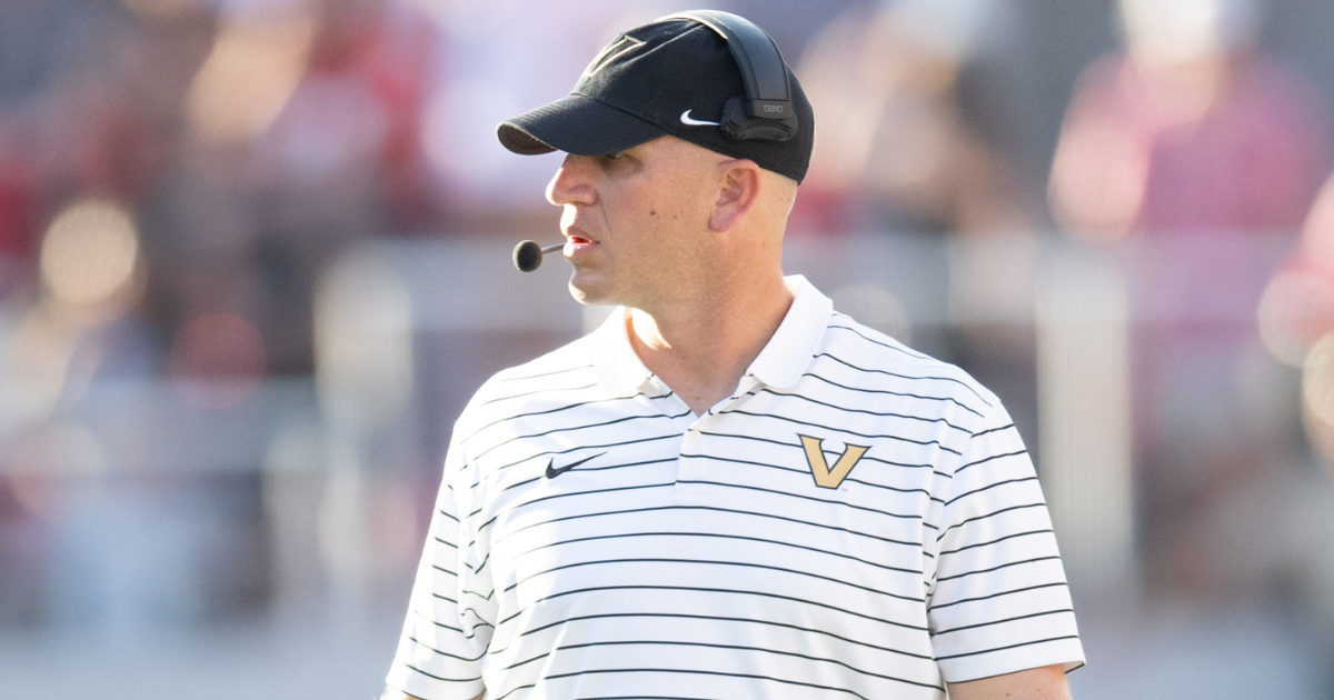 Clark Lea reveals concerns with South Carolina's special teams - On3