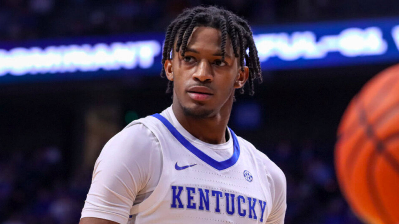 Daimion Collins using basketball as his happy place after difficult ...