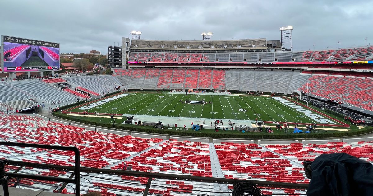 LIVE UPDATES: No. 3 Georgia 27, No. 1 Tennessee 13 - FINAL