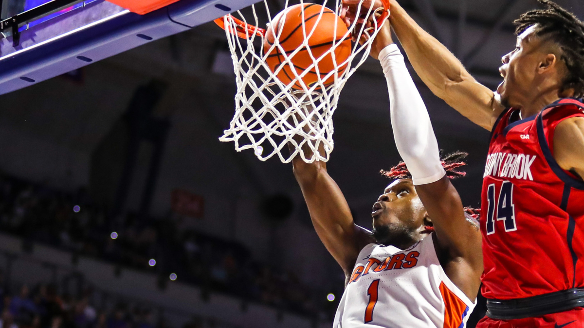 Forward CJ Felder to step away from Gators' basketball team