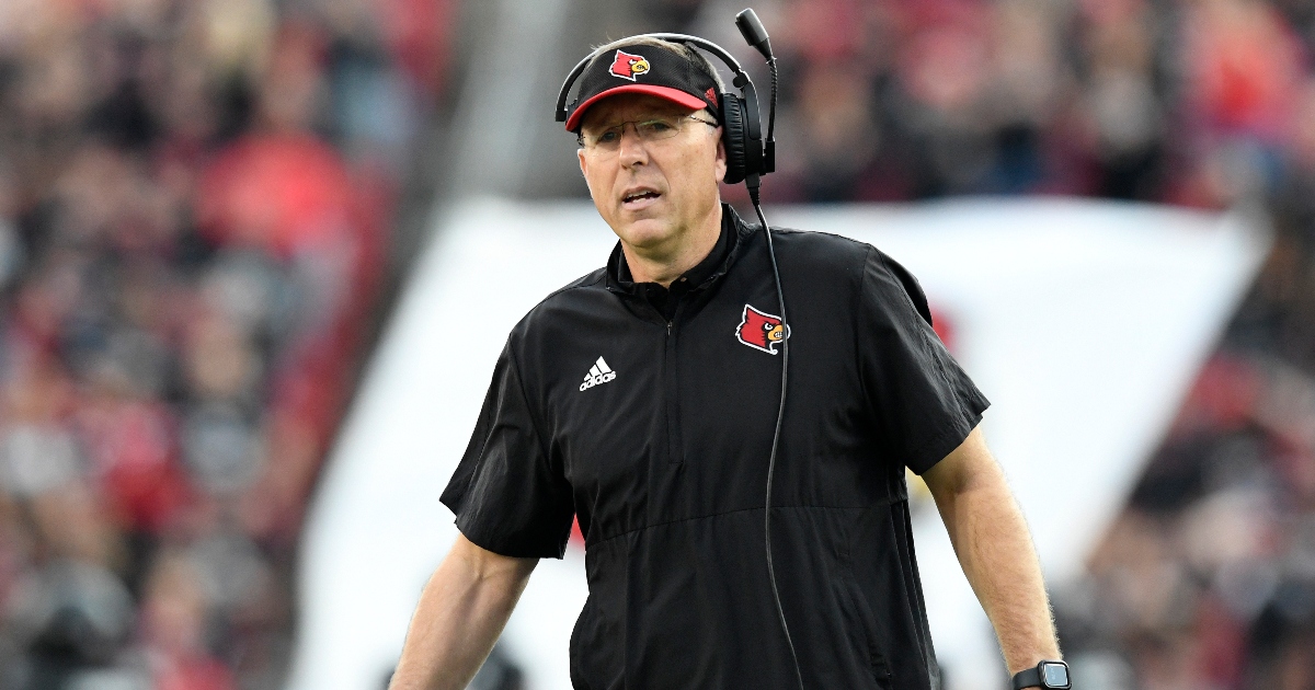 Scott Satterfield previews preparing for two Clemson QBs - On3