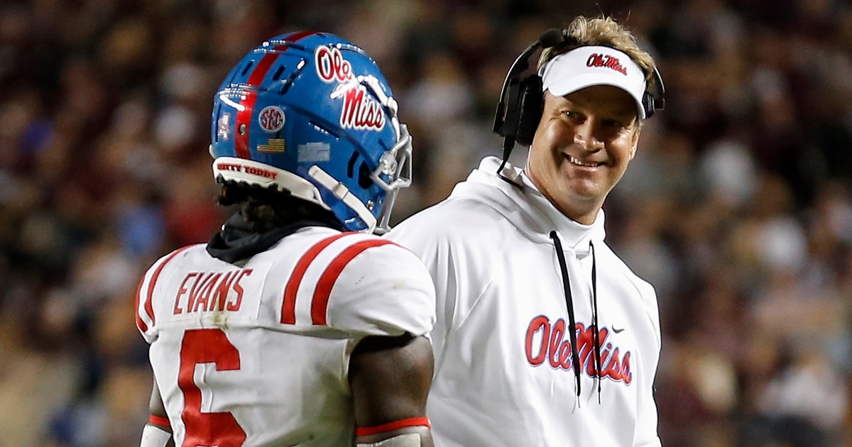 Recruits react to Lane Kiffin remaining at Ole Miss