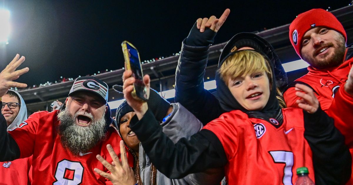 Georgia stays at No. 1 in USA TODAY Coaches Poll