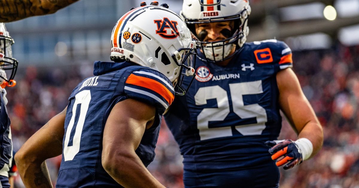 Photo gallery from Auburn's 24-point win over Western Kentucky