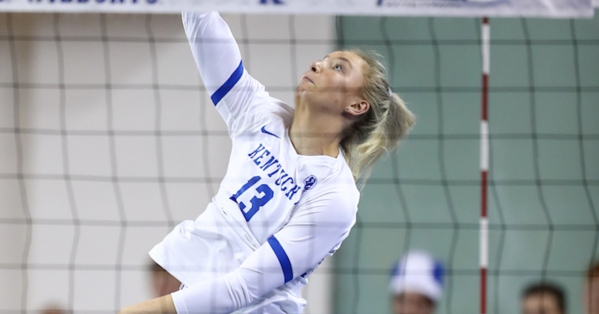 Trading brooms: Kentucky VB's Sunday victory avenges Saturday blues